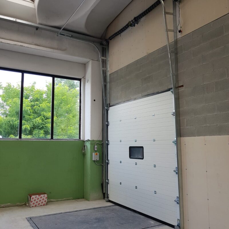GHL - Sectional door (partial horizontal) - GLG Doors